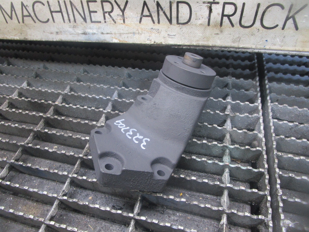 CUMMINS FAN HUB FAN HUB FOR SALE #3911202