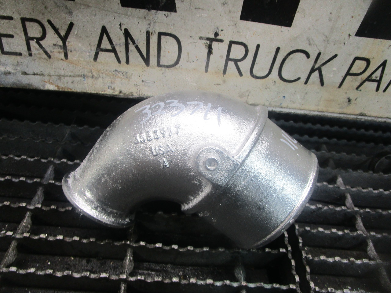 CUMMINS DIESEL ENGINE INTAKE ELBOW FOR SALE #3883977