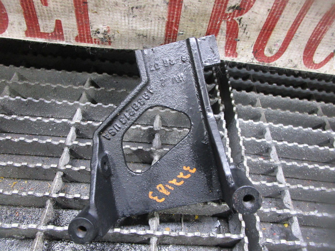 CUMMINS DIESEL ENGINE ENGINE MOUNT FOR SALE #4938213