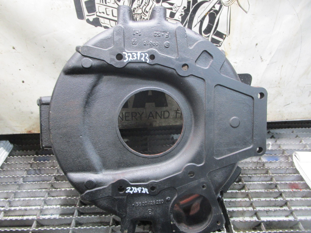 MACK RENAULT BELL HOUSING FOR SALE #5600426280