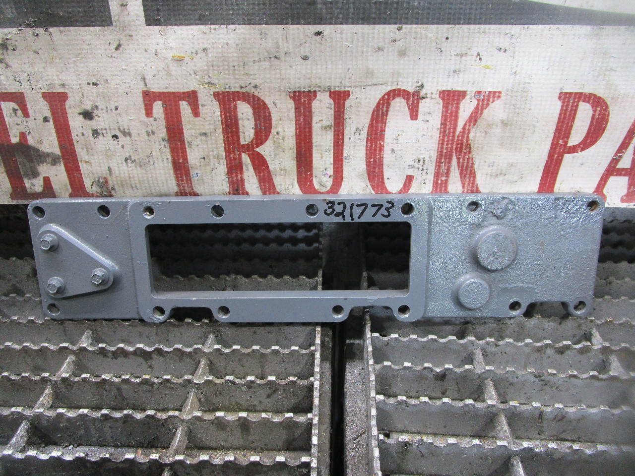 CUMMINS DIESEL ENGINE ENGINE COVER FOR SALE #3925451