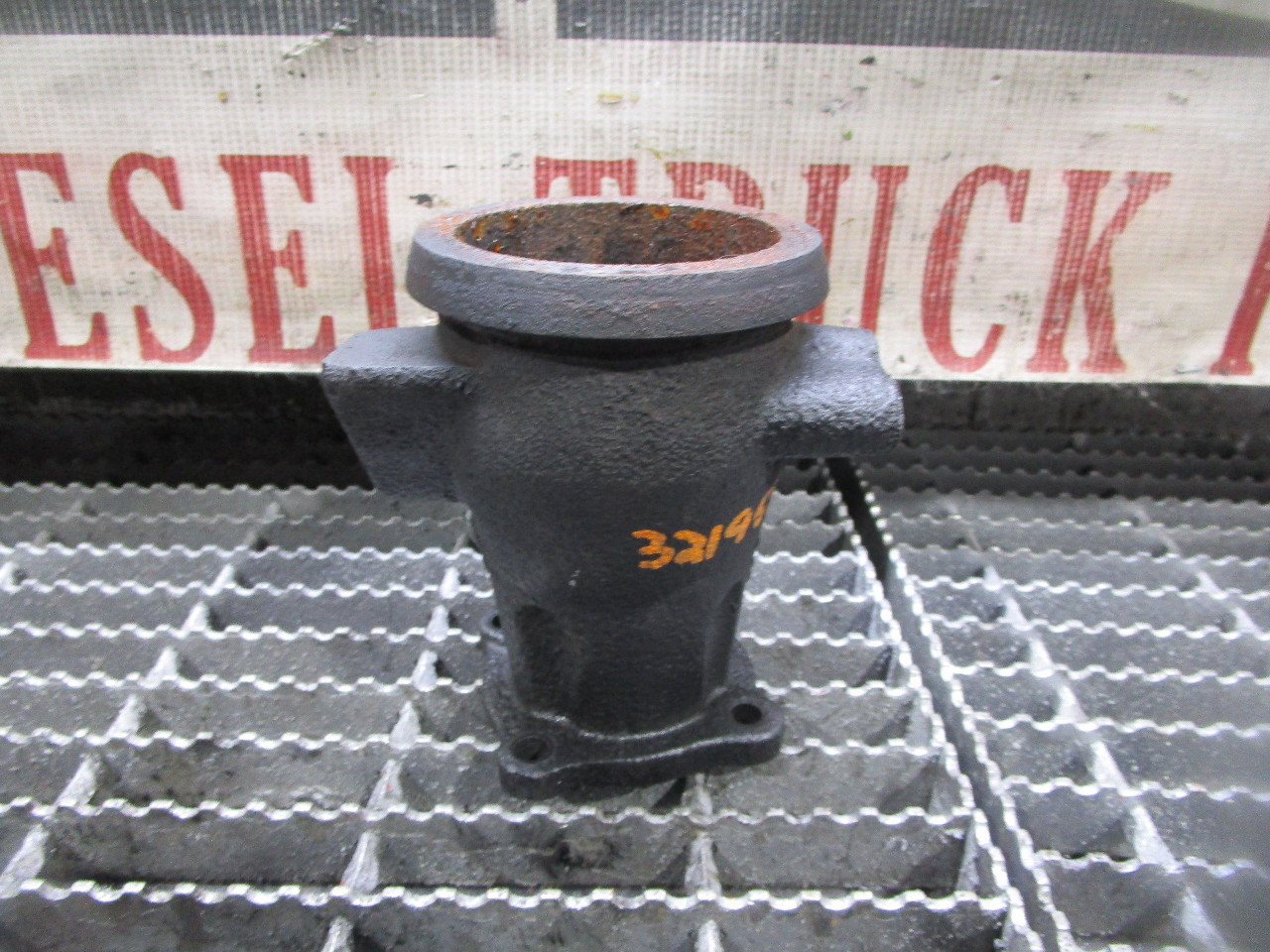 MERCEDES-BENZ DIESEL ENGINE EXHAUST PIPE FOR SALE #9241440144