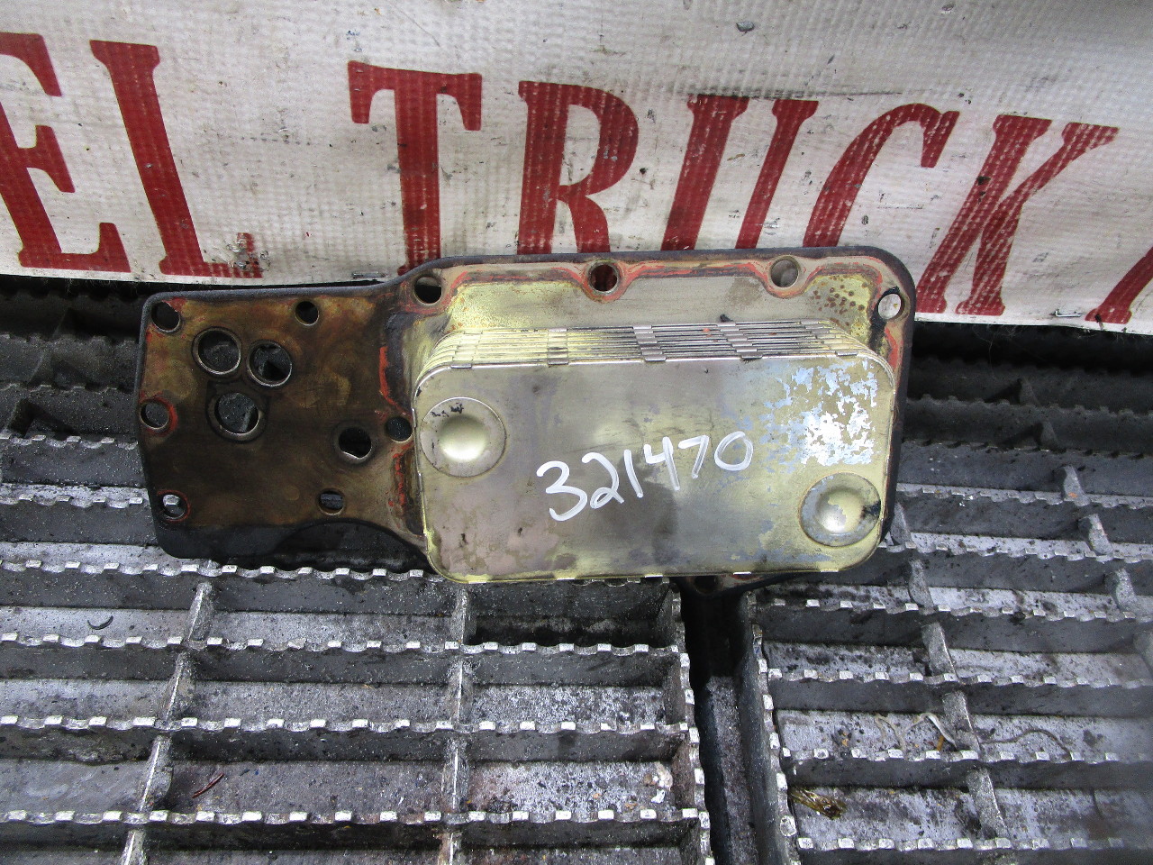 CUMMINS DIESEL ENGINE OIL COOLER FOR SALE #3959031