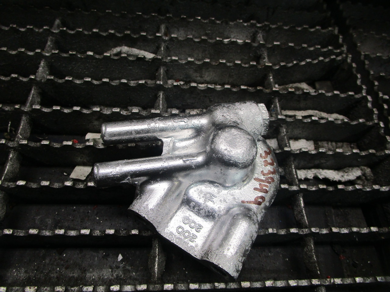 MACK REANULT FUEL FILTER HOUSING FOR SALE #MACK RENAULT FUEL FILTER HOUSING