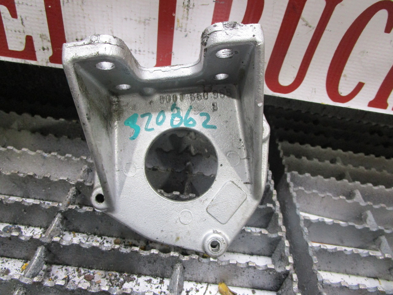 MACK DIESEL ENGINE ENGINE MOUNT FOR SALE #5000660955