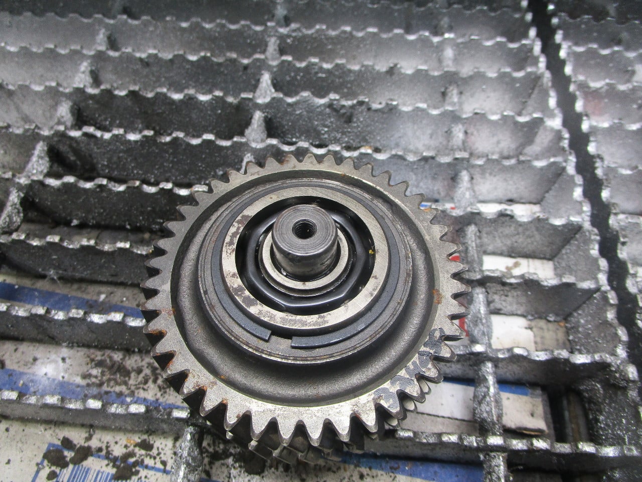 INTERNATIONAL VT365 TIMING GEARS FOR SALE #BELLHOUSING GEAR F-553508