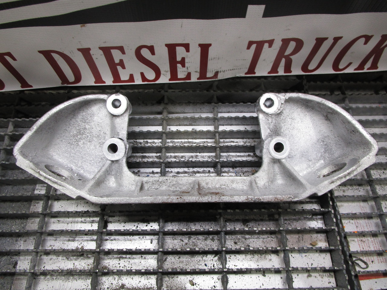 INTERNATIONAL DT466 ENGINE MOUNT FOR SALE #1664748C2