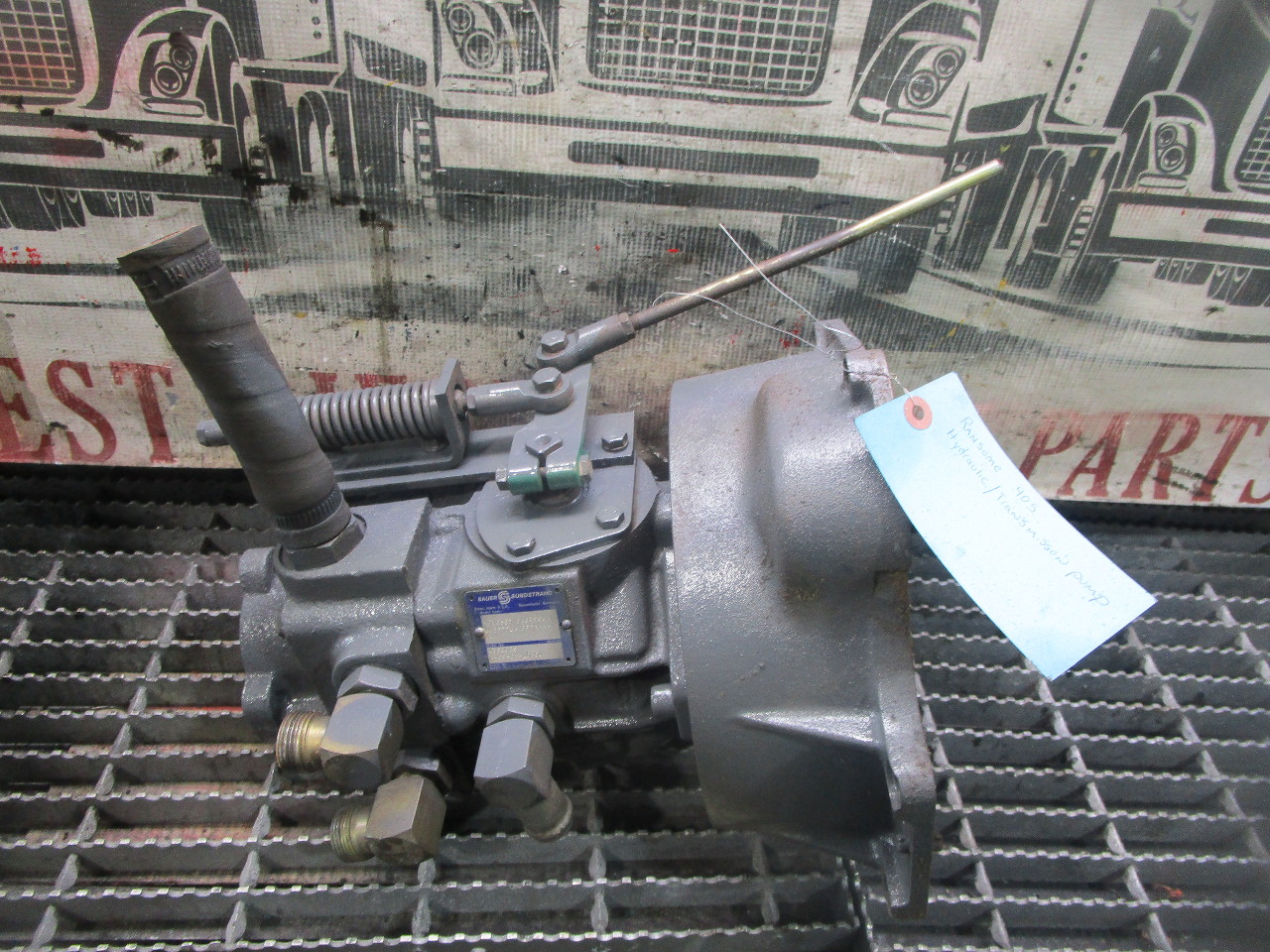 SAUER DANFOSS TRANSMISSION PUMP AUXILIARY GEAR BOX FOR SALE #4352025