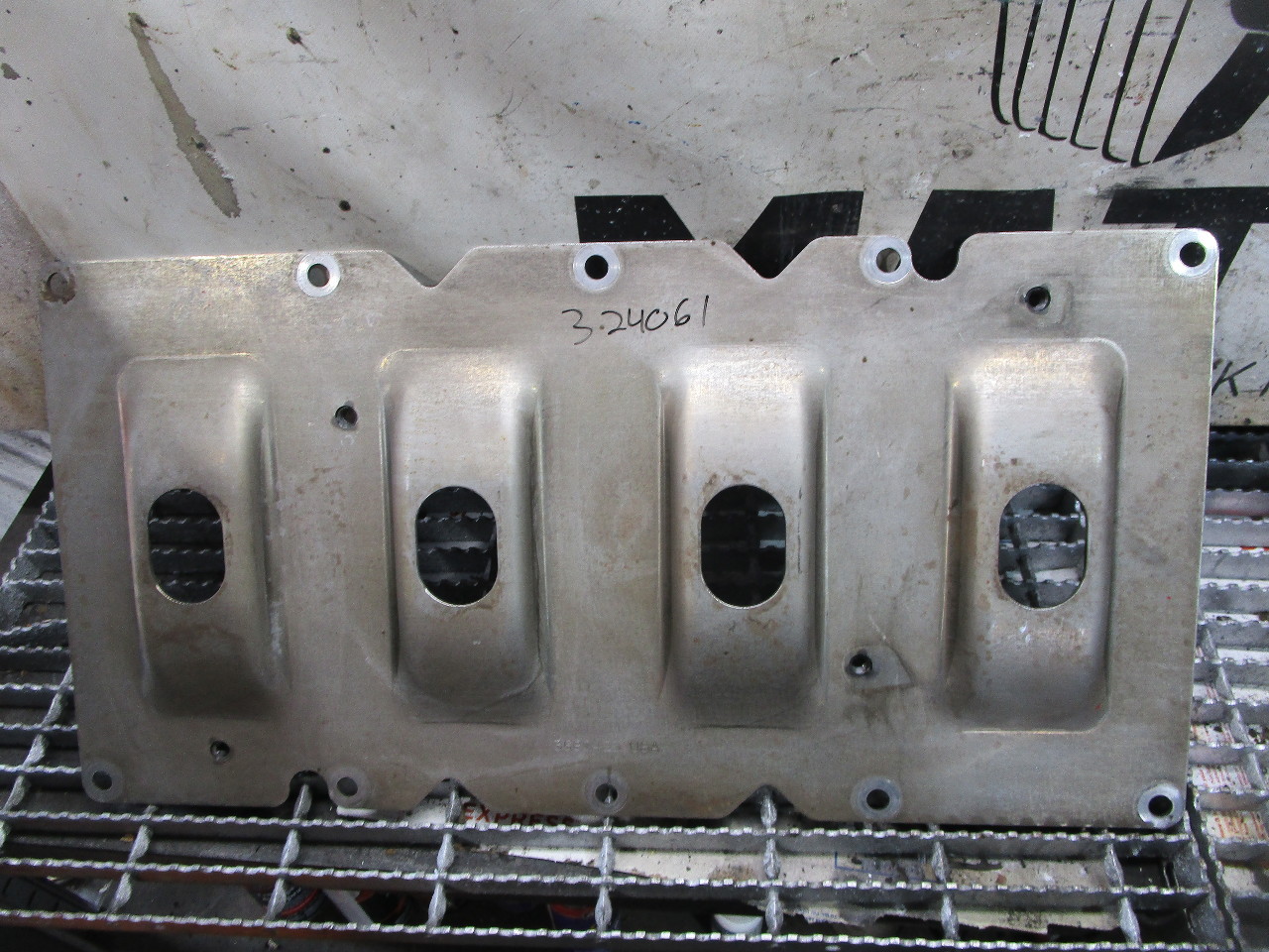 CUMMINS ISX BLOCK STIFFENER FOR SALE #3680425