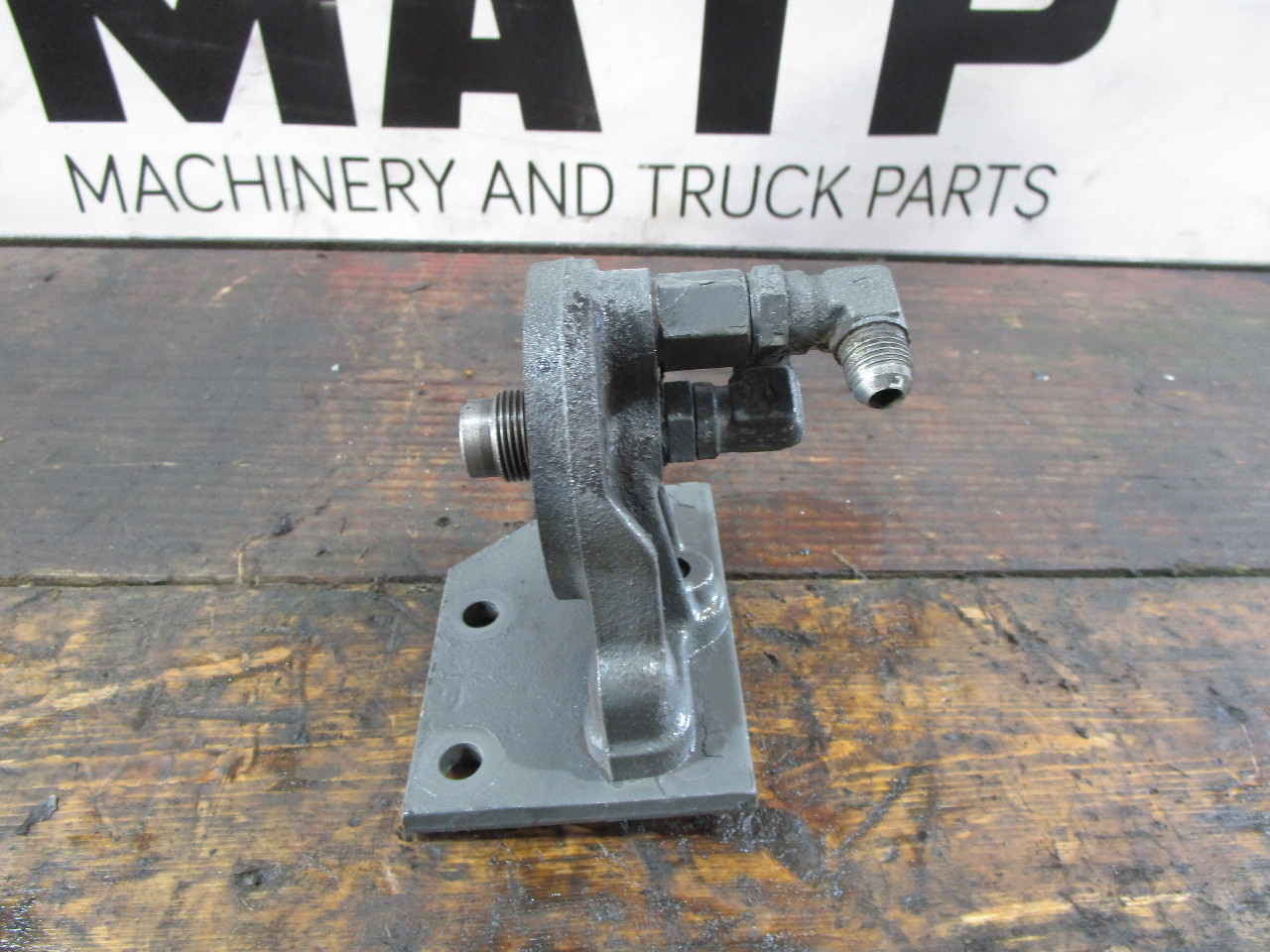 MACK RENAULT FUEL FILTER HOUSING FOR SALE #133396