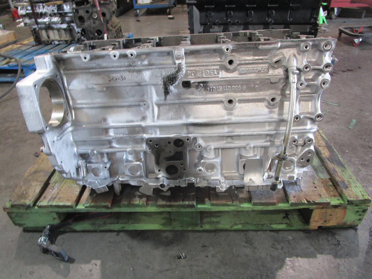 MERCEDES-BENZ OM906LA ENGINE BLOCK FOR SALE #R9060115101