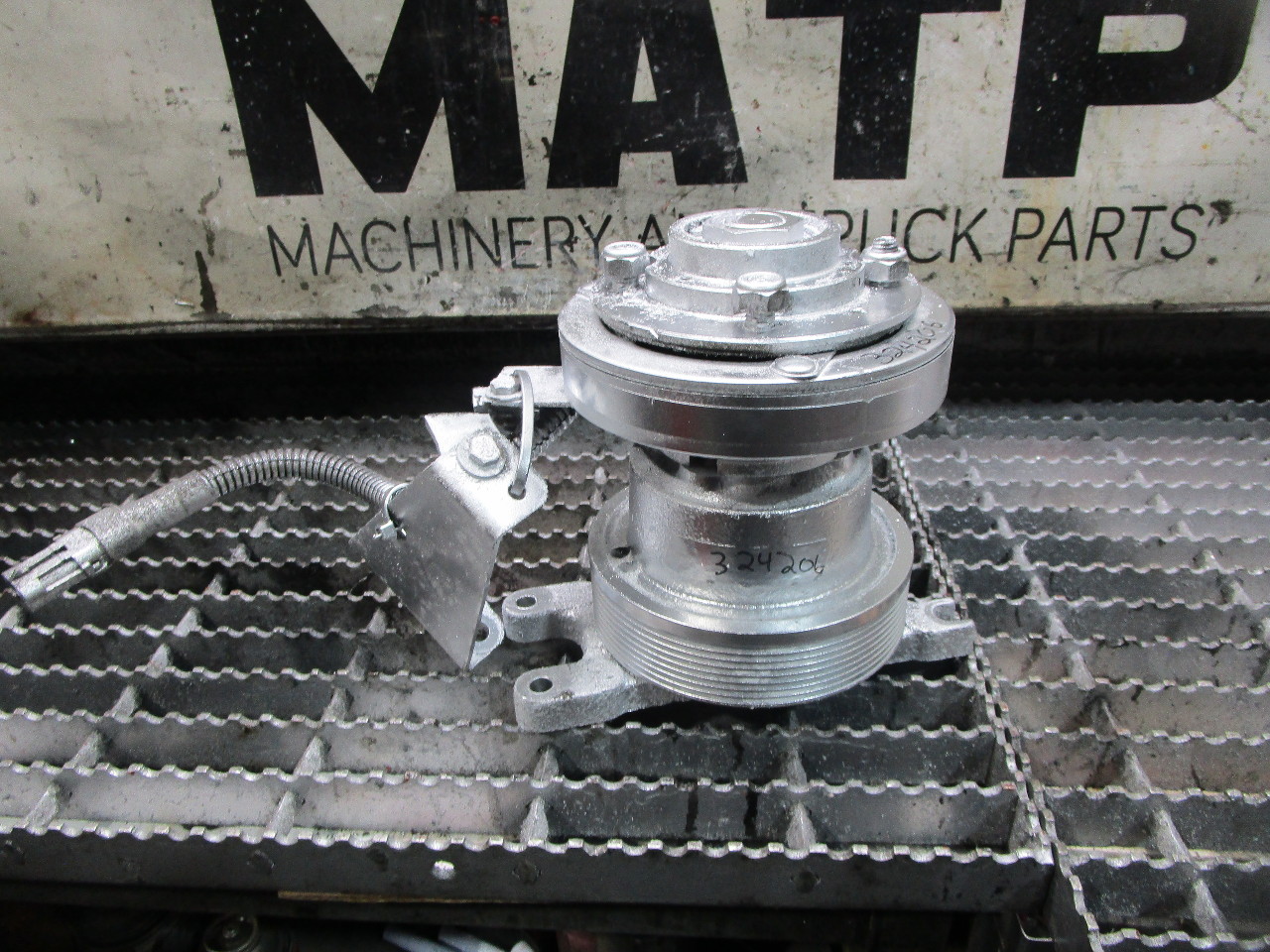 CAT C7 FAN CLUTCH FOR SALE #981966
