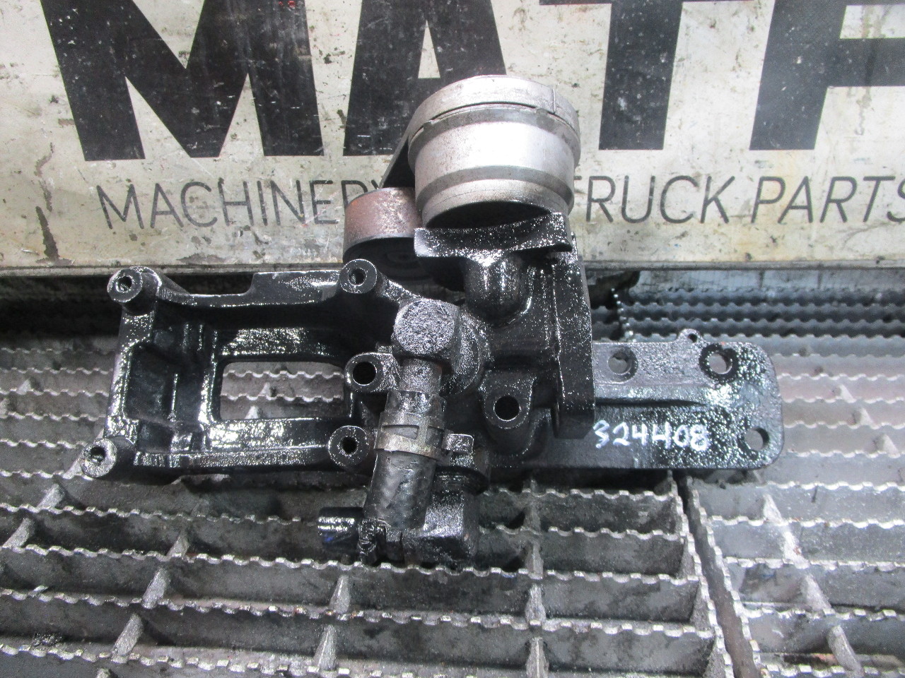 CUMMINS ISB ENGINE MOUNT FOR SALE #3957365