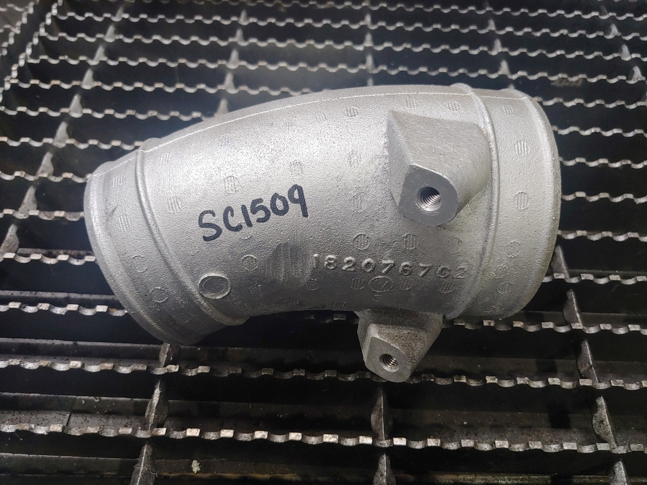 INTERNATIONAL 7.3L POWERSTROKE INTAKE ELBOW FOR SALE #1820767C2