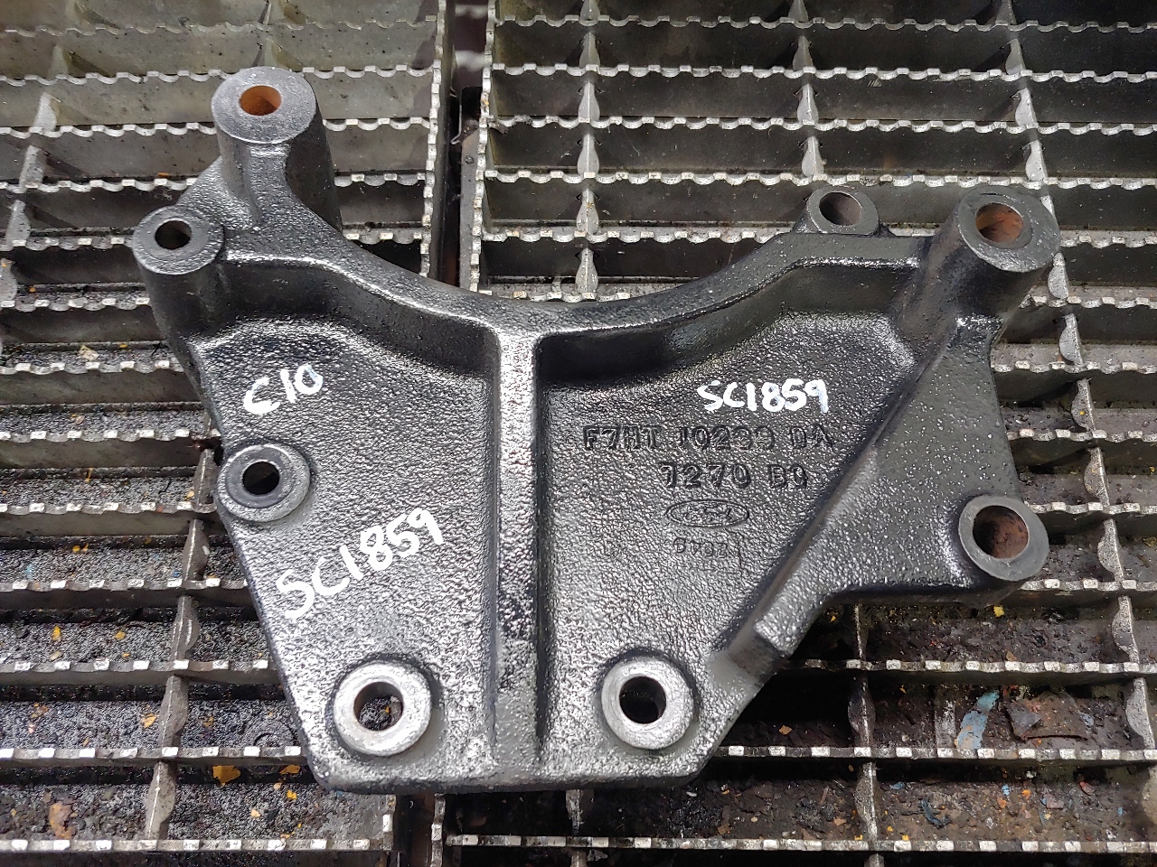 CAT C10 ENGINE MOUNT FOR SALE #F7HT-10239-DA