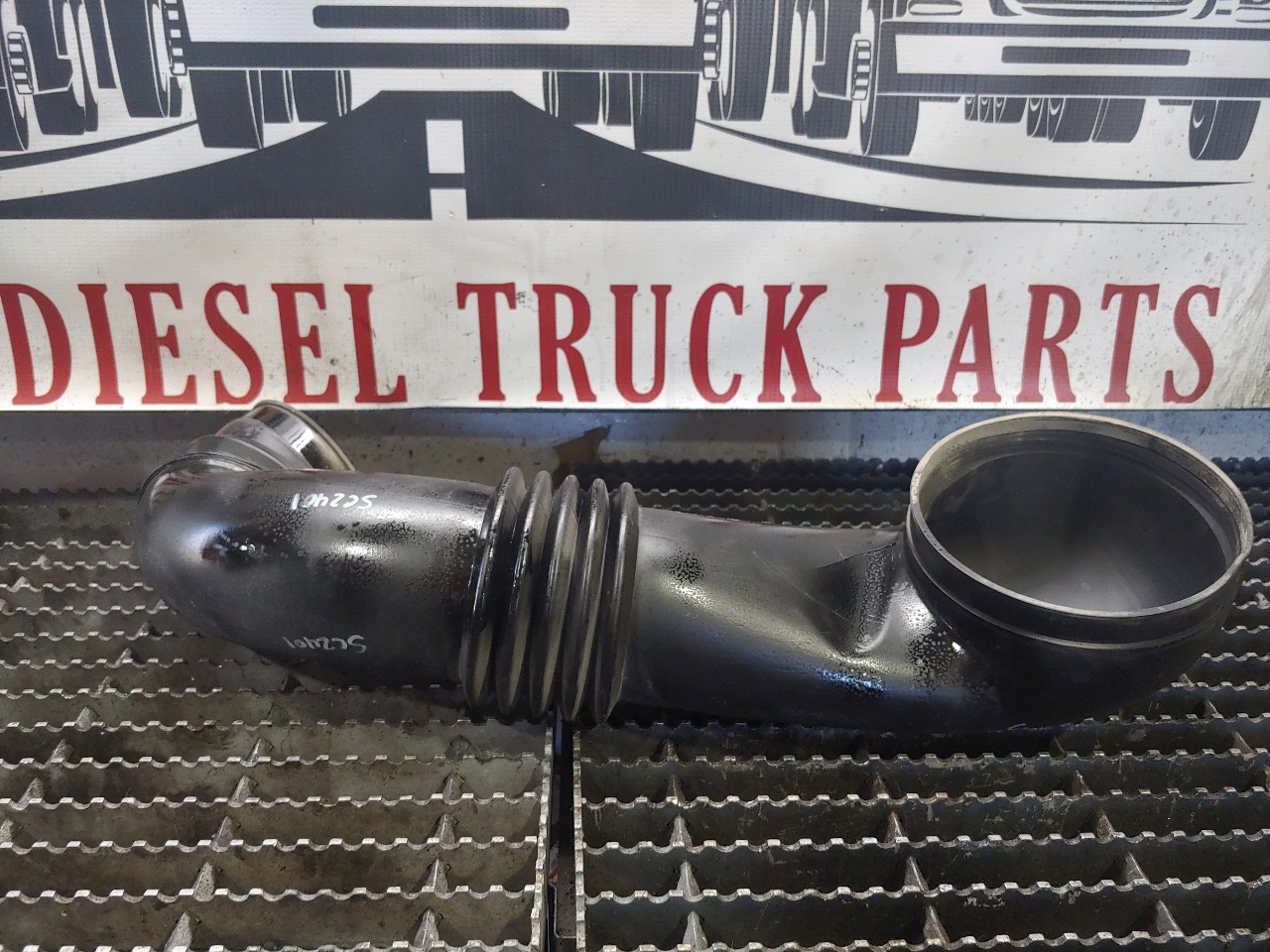 2011 INTERNATIONAL AIR DUCT INTAKE ELBOW FOR SALE #3580425C2, 3580435C2