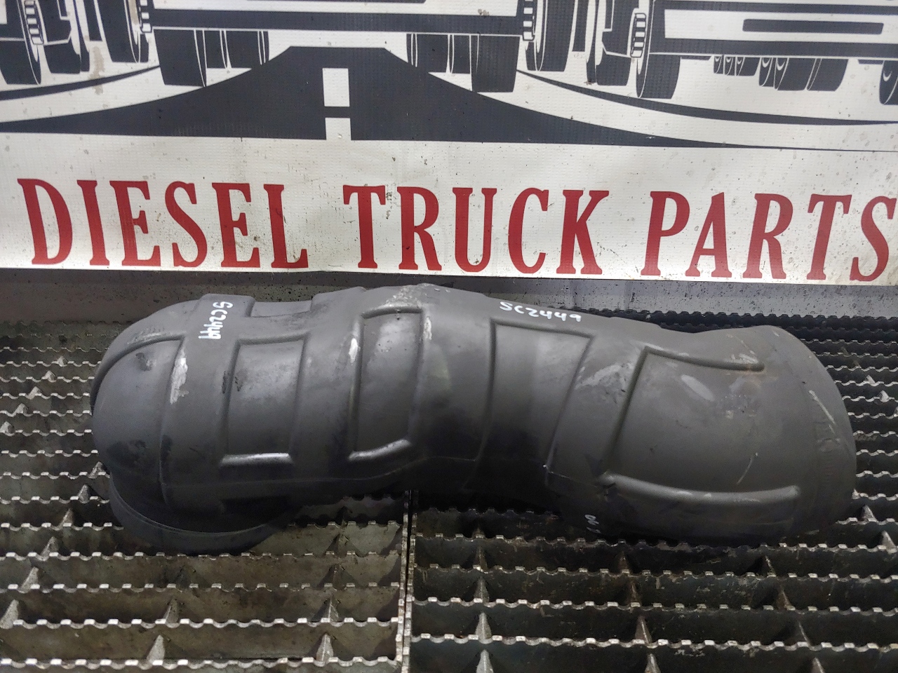 INTERNATIONAL 4300 INTAKE ELBOW FOR SALE #2042134C1