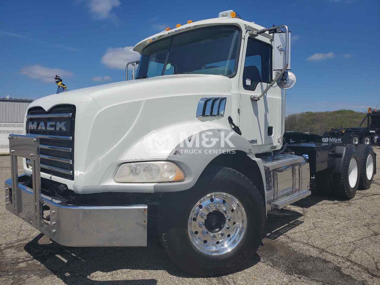 2016 MACK GU813 DAYCAB FOR SALE #299233