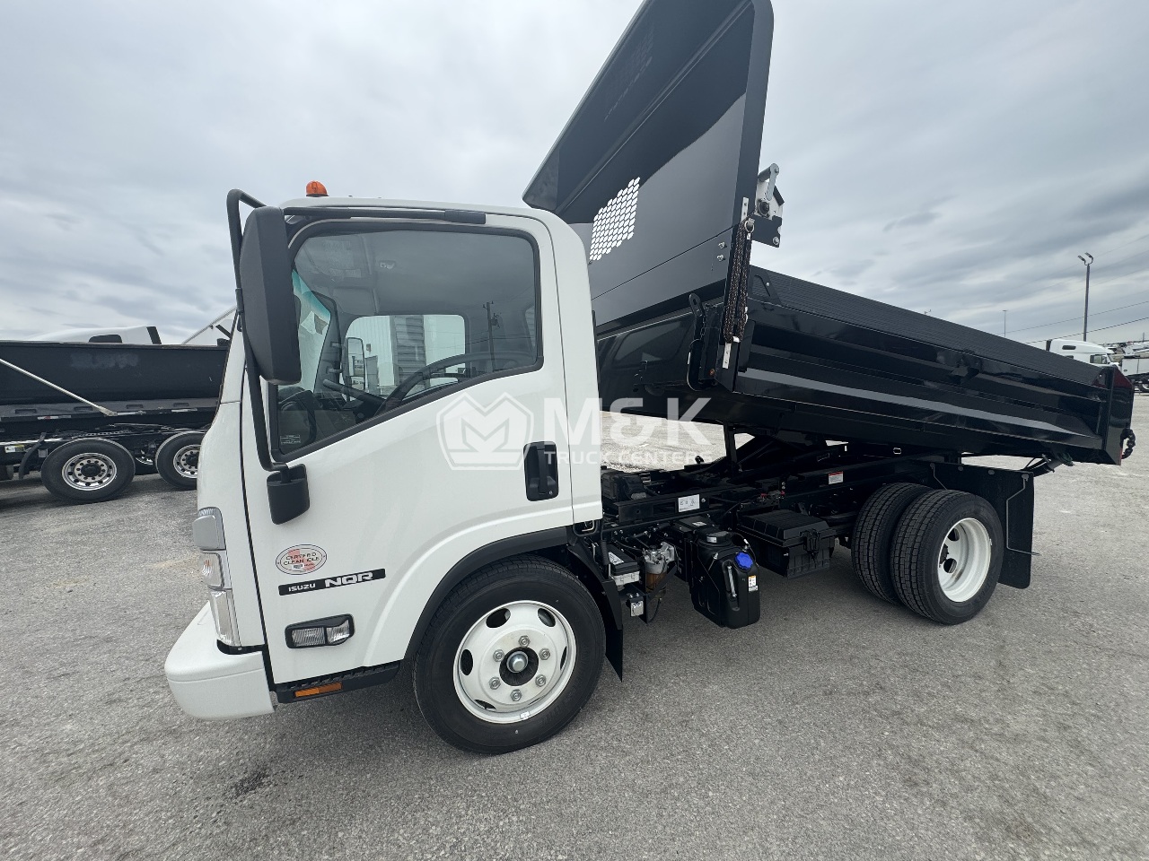 2024 ISUZU NQRHDDIESEL 109 WB 3R1 CAB CHASSIS TRUCK FOR SALE #310876