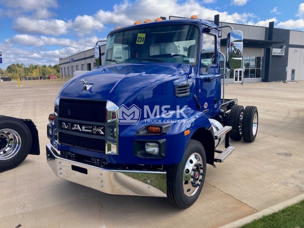 2025 MACK MD MD6 151 WB LO-PRO BLUE CAB CHASSIS TRUCK FOR SALE #313873