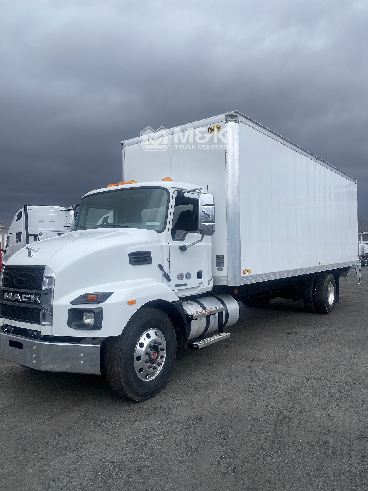 MACK MD MD642 CAB CHASSIS TRUCK FOR SALE #316563
