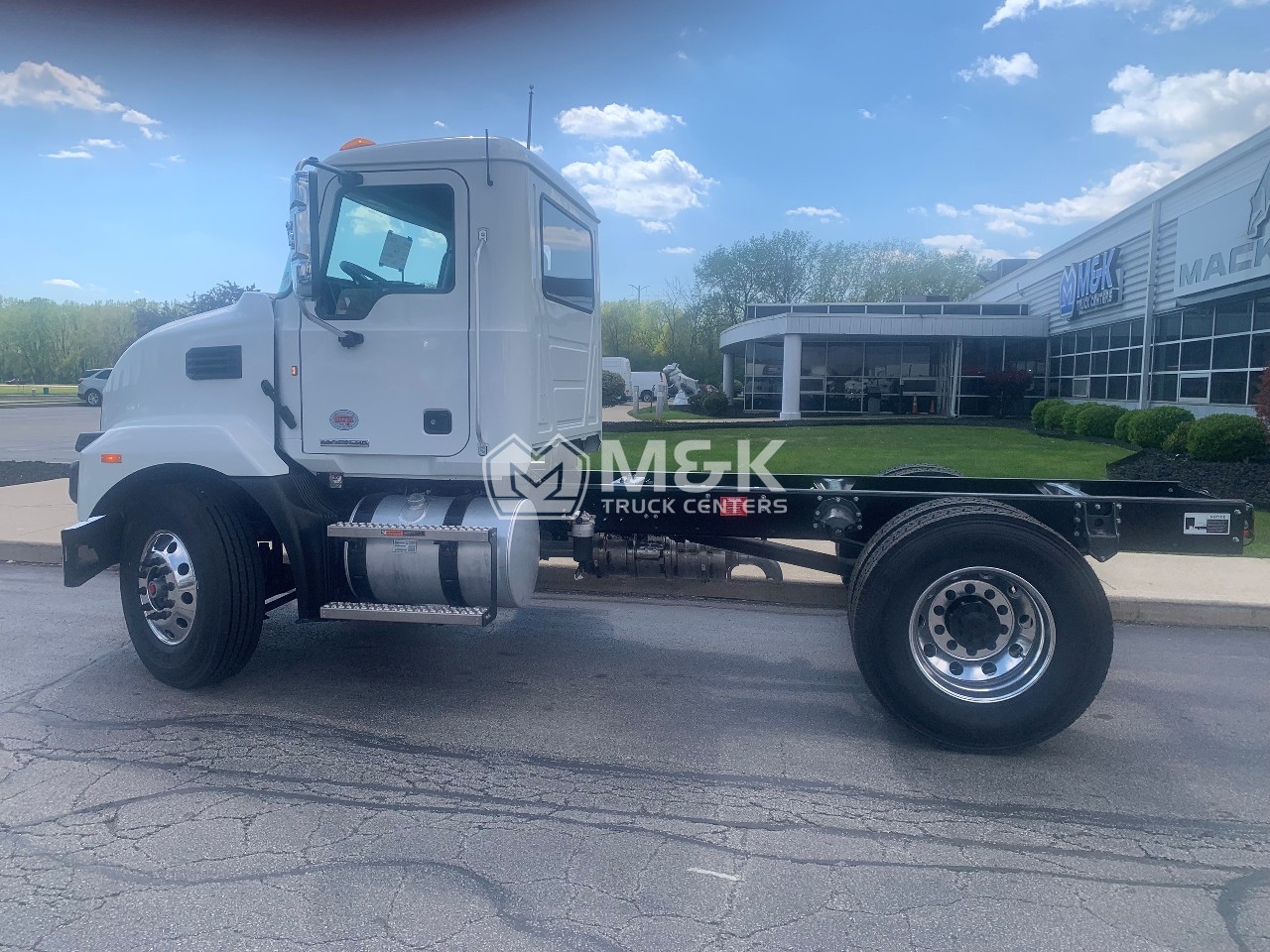 2025 MACK MD MD6 151 WB CAB CHASSIS TRUCK FOR SALE #318415