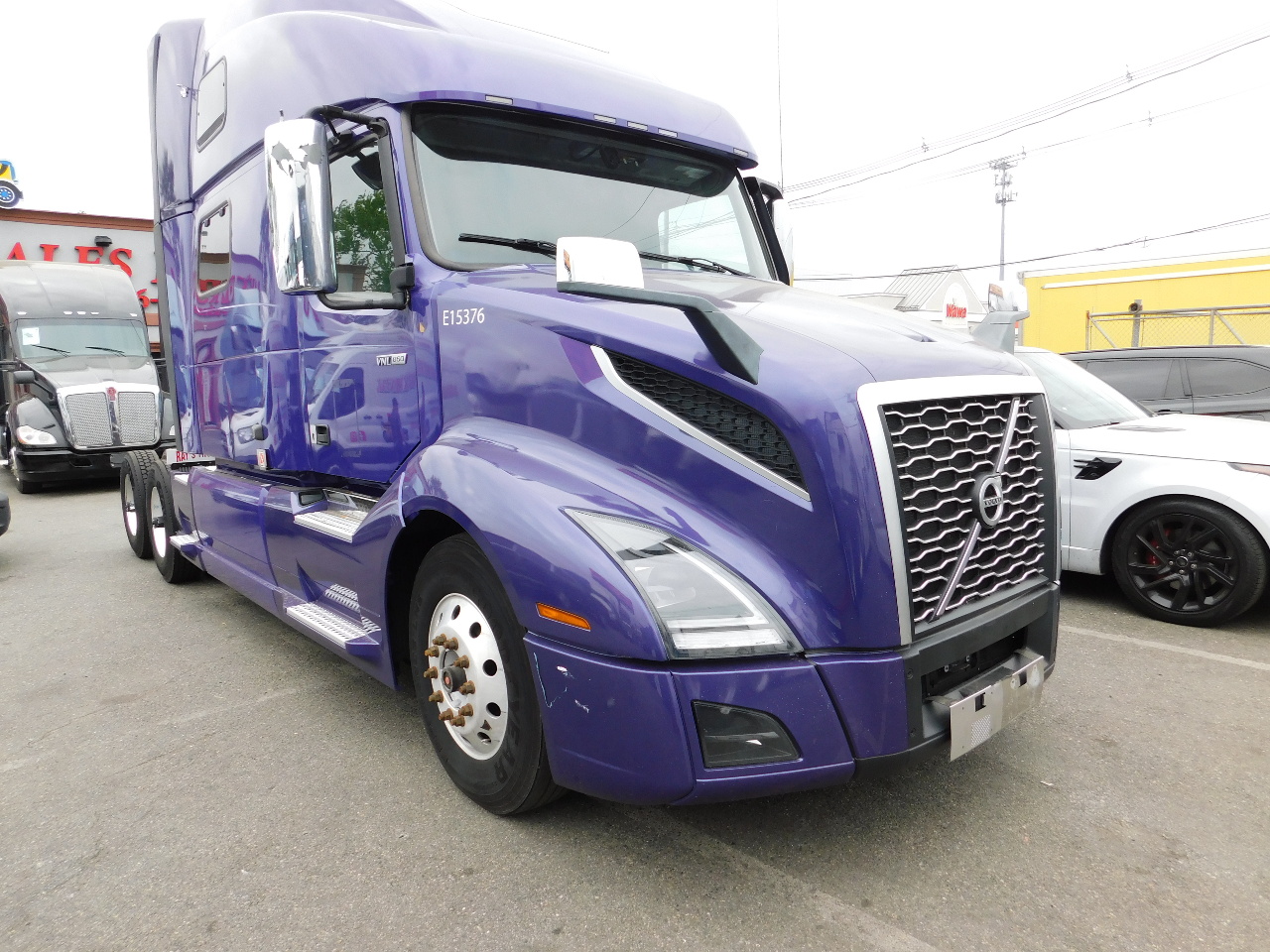 2020 VOLVO 860 TANDEM AXLE SLEEPER FOR SALE #2722