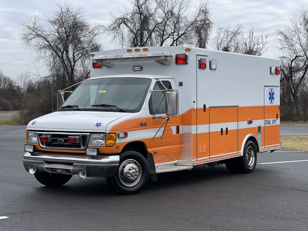 2003 FORD E450 BRAUN TYPE III AMBULANCE FOR SALE #1050