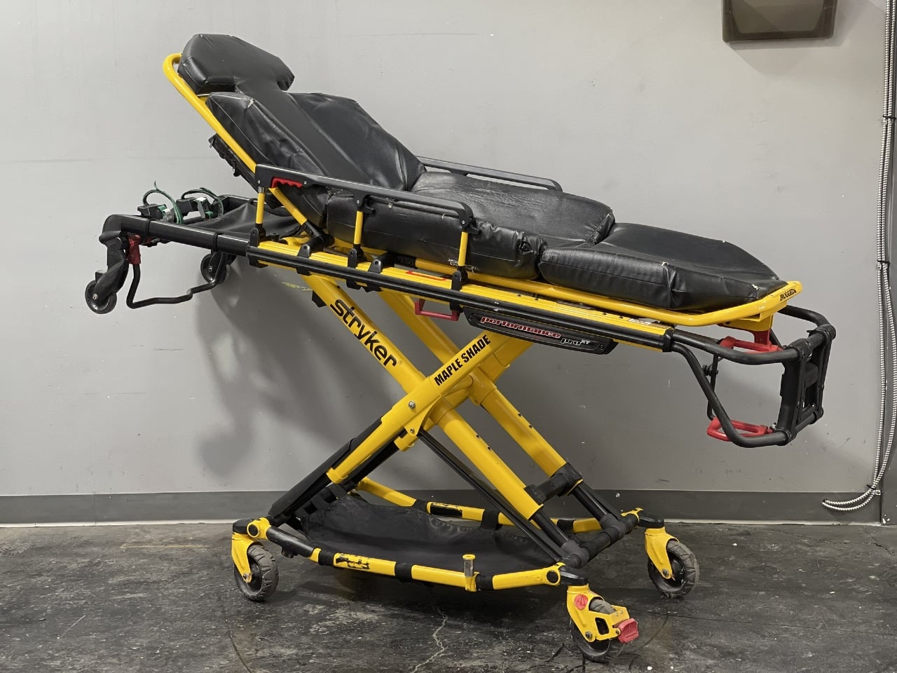 STRYKER PERFORMANCE PRO XT STRETCHER FOR SALE #1130