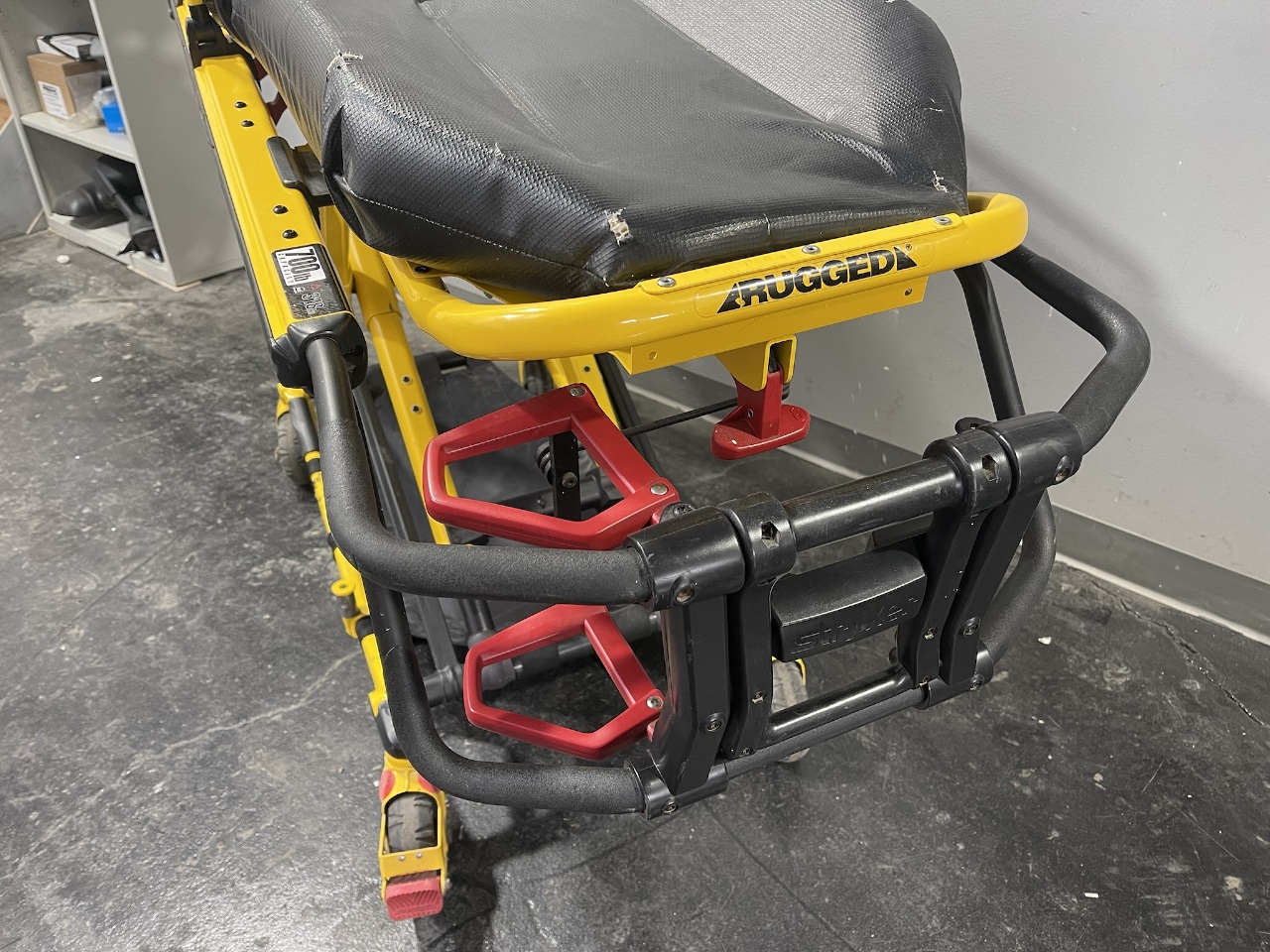STRYKER PERFORMANCE PRO XT STRETCHER FOR SALE #1130