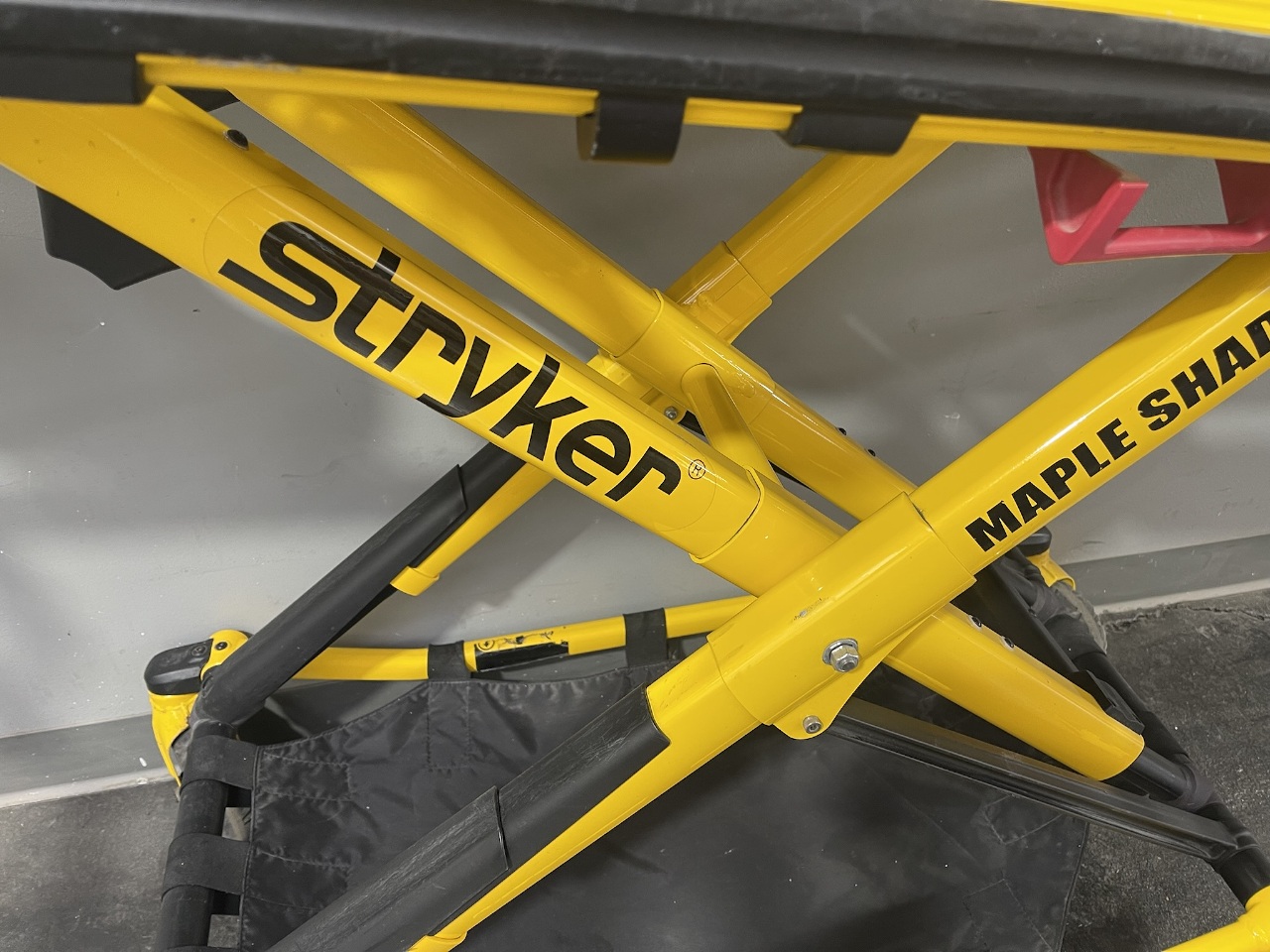 STRYKER PERFORMANCE PRO XT STRETCHER FOR SALE #1130