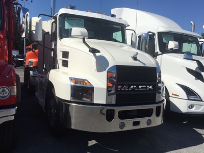 Tractors - Semi Trucks For Sale