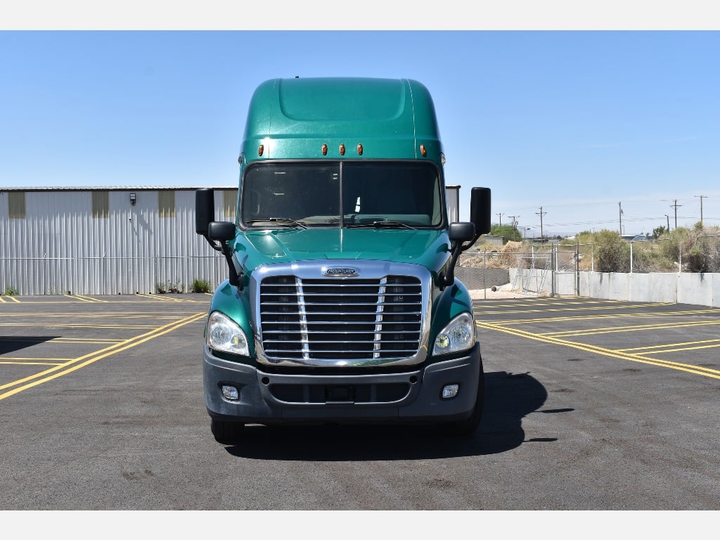 2016 FREIGHTLINER CASCADIA SLEEPER FOR SALE #11427