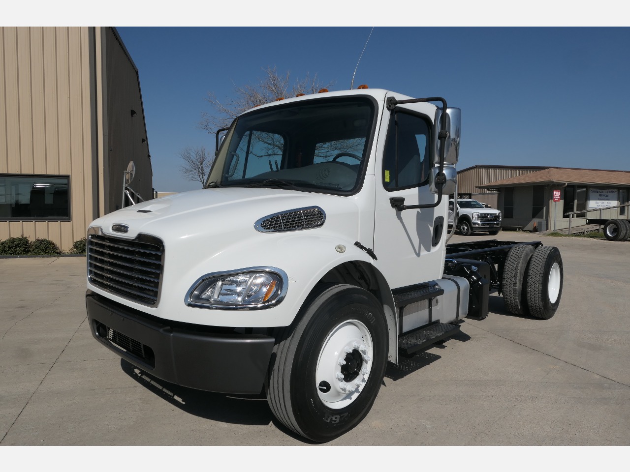 2014 FREIGHTLINER M2 CAB CHASSIS TRUCK FOR SALE #5161