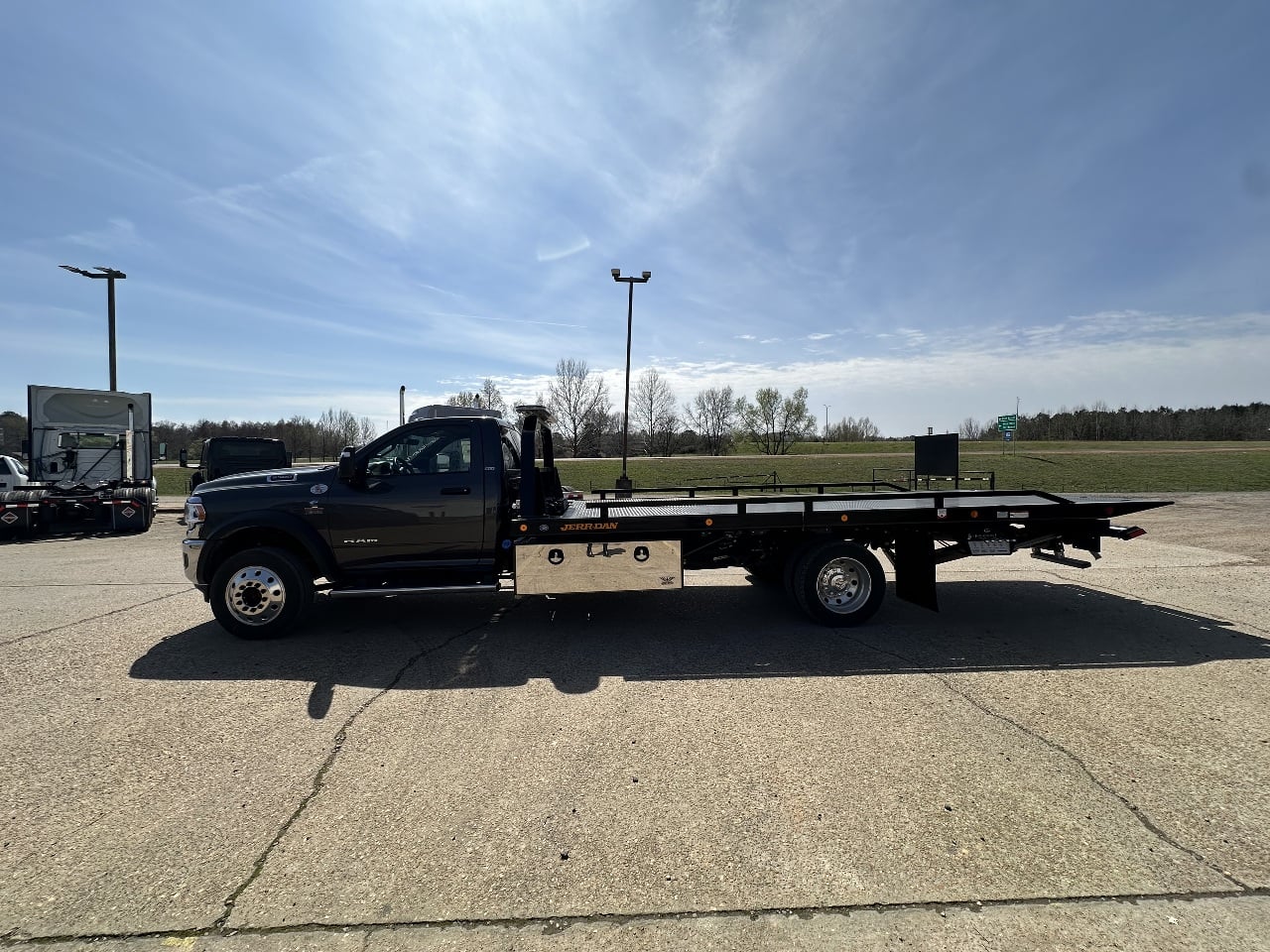 2024 DODGE RAM 5500 ROLLBACK TOW TRUCK FOR SALE #3156
