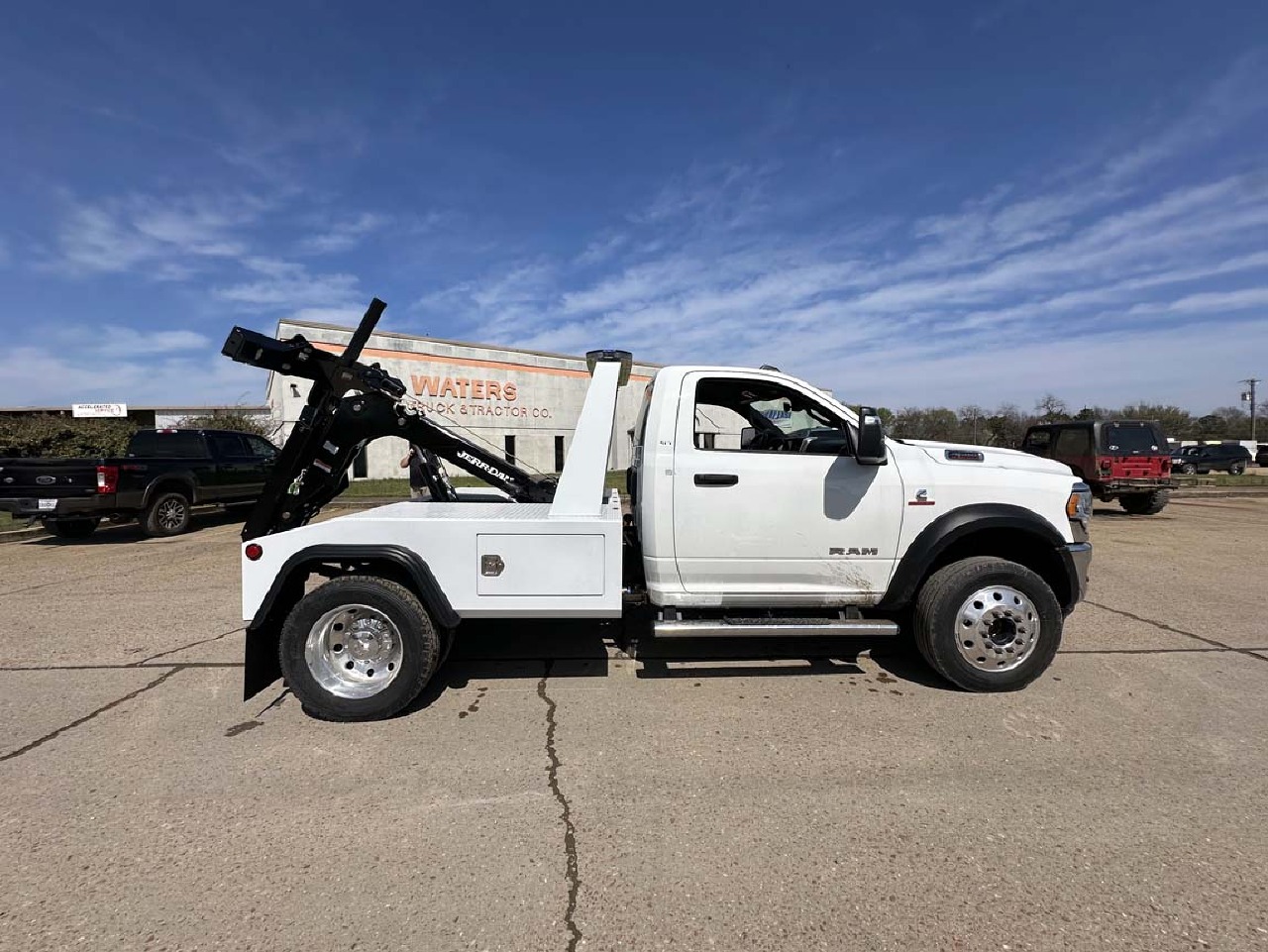 WATERS Wreckers - Jerr-Dan Wreckers, Rollbacks & Carriers